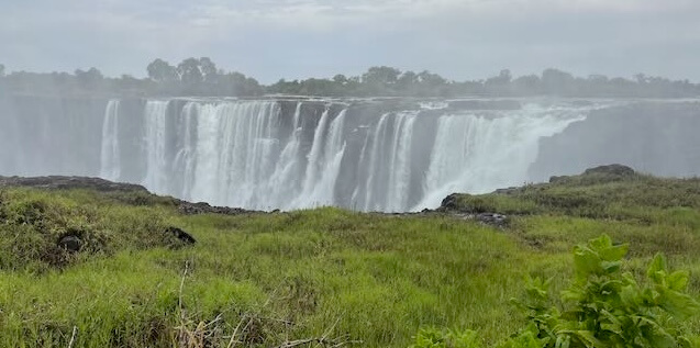 Victoria Falls, the Falls - Wandering North